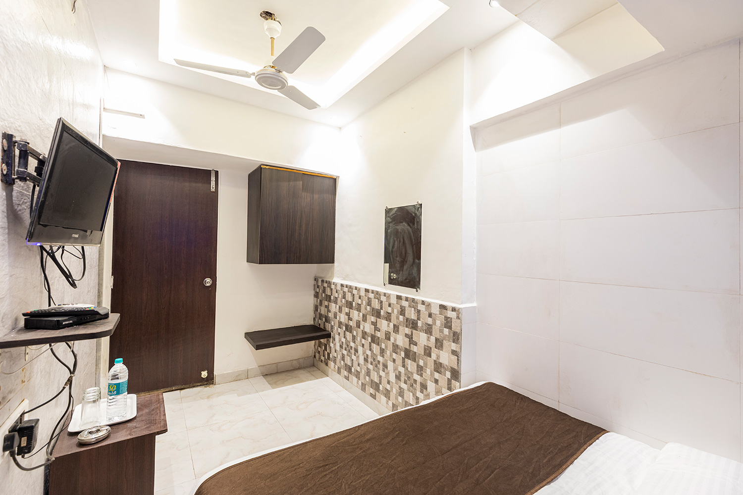 Hotel Sai Leela Residency | Qwiksta Hotel Sai Leela Residency | Qwiksta